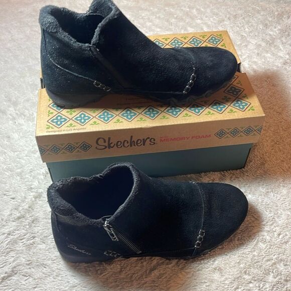 Skechers | Shoes | Sketchers Earthychick Leather Shoes Size 9 | Poshmark